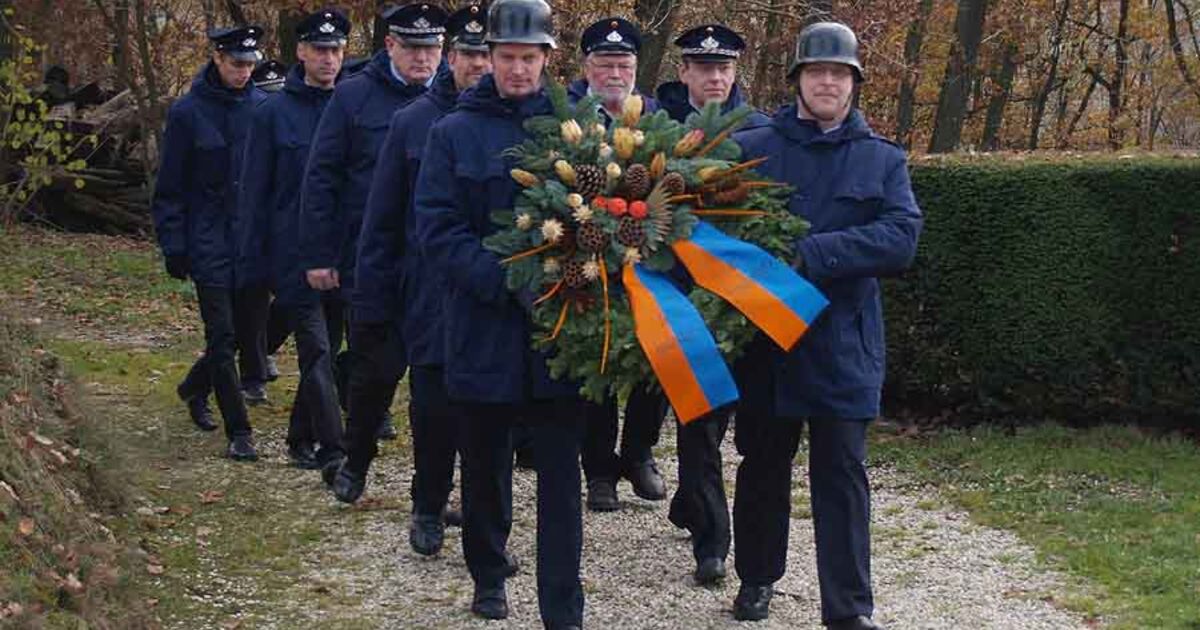 Feinklang Liedertafel: Begleitung der Feierstunden zum Volkstrauertag